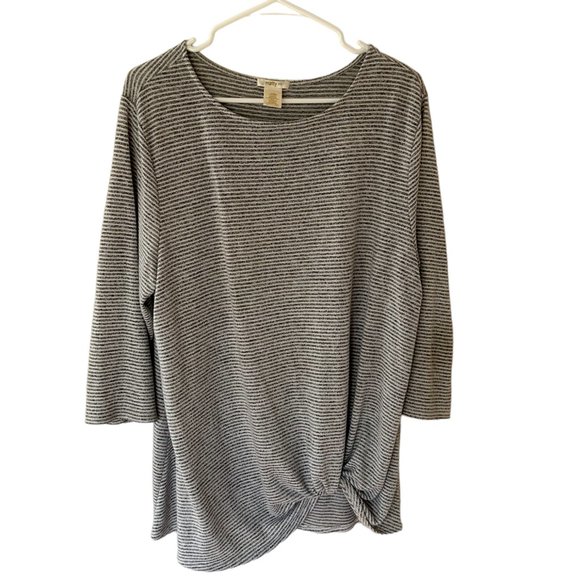 Matty M | Tops | Matty M Size Xl Striped Twist Bottom Top 46 | Poshmark